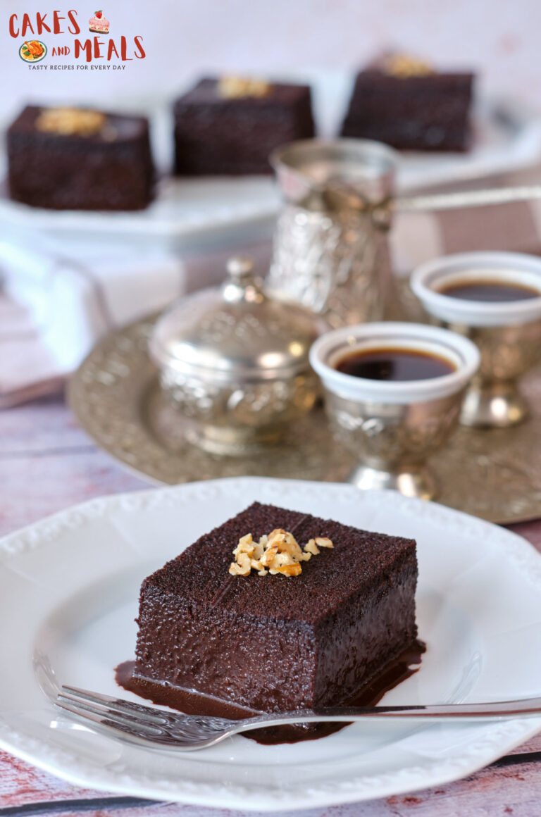 Moist Chocolate Cake - Islak kek